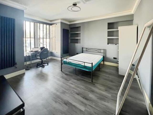 1 bedroom house for rent in Room 3, Lincoln road PE1 2NT, PE1