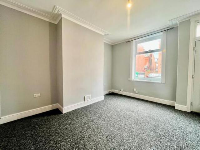 1 bedroom house for rent in Recreation Street, LEEDS, LS11