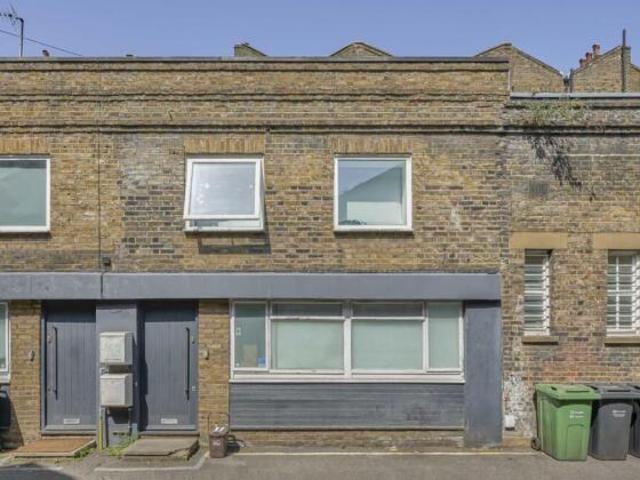 1 bedroom house for rent in Wolsey Mews, Kentish Town, NW5