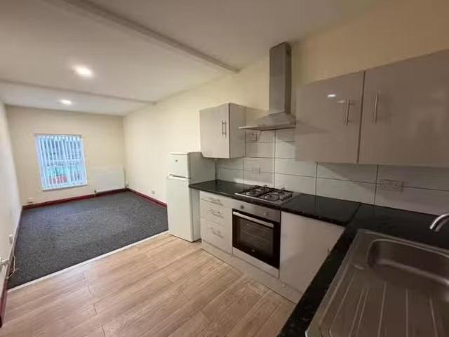 1 bedroom house for rent in Walton Breck Road, Liverpool, L4