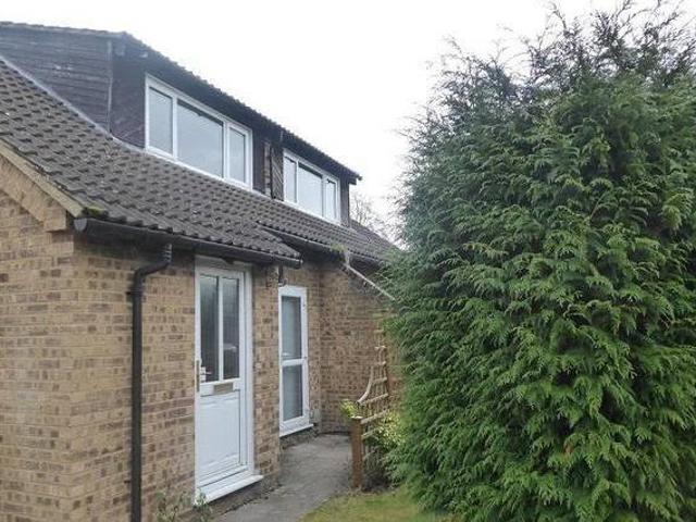 1 bedroom house for rent in Wensum Crescent Bicester Oxfordshire OX26