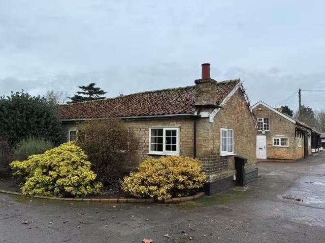 1 bedroom house for rent in The Old Boiler House, Barcham Road.