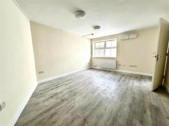 1 bedroom house for rent in The coach House Kensington Park Easton, Bristol, BS5