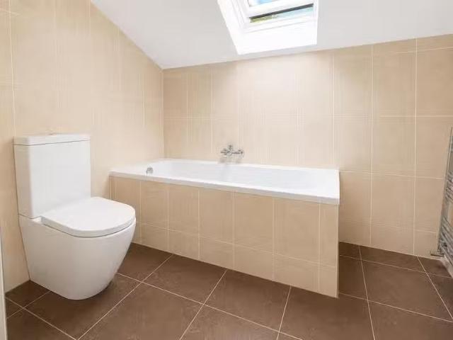 1 bedroom house for rent in The Parade, Roath, CF24