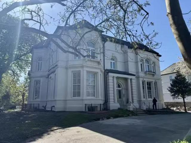 1 bedroom house for rent in Ullet Road, Liverpool, L8