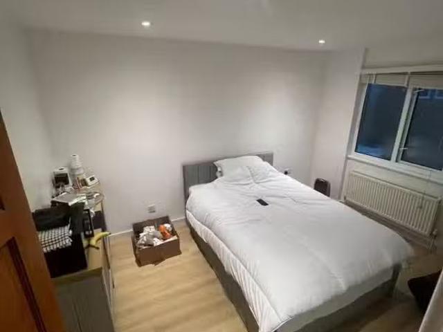 1 bedroom house for rent in Viney Bank, Croydon, CR0