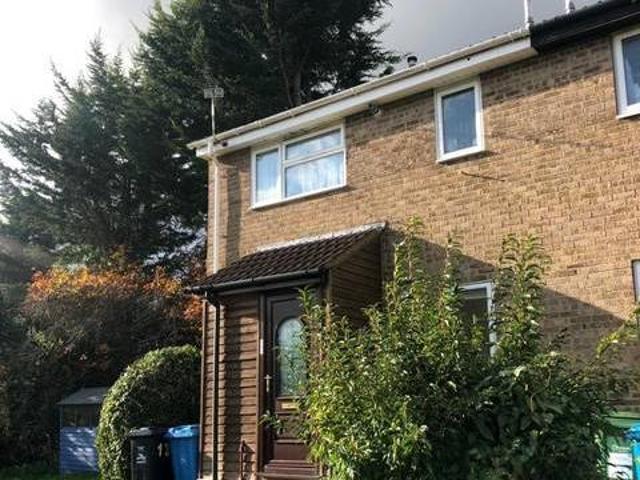 1 bedroom house for rent in Viscount Walk Bearwood BH11
