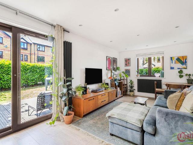 1 bedroom house for sale