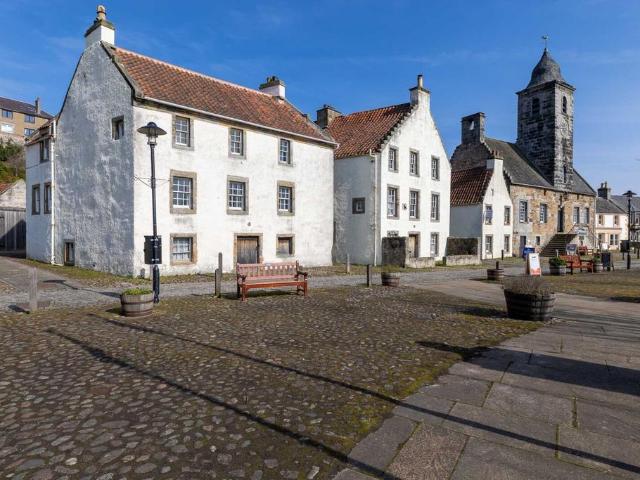 1 bedroom house for sale