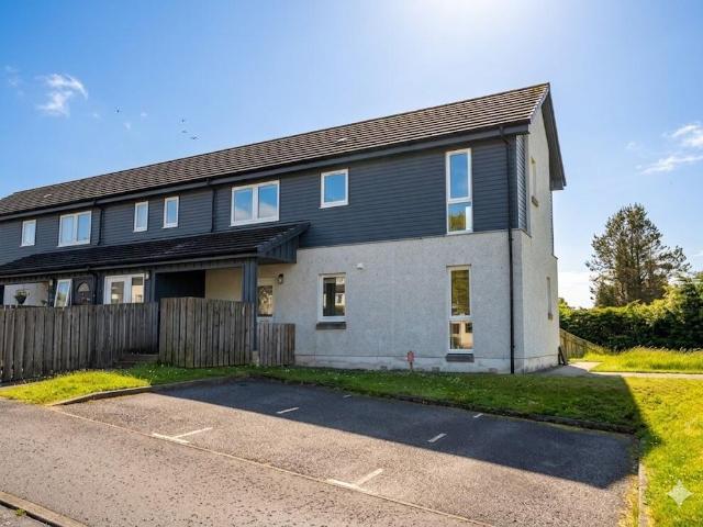 1 bedroom house for sale