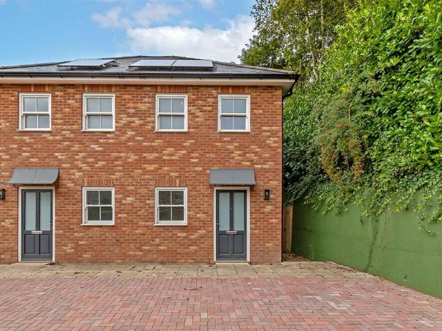 1 bedroom house for sale