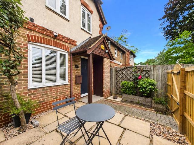 1 bedroom house for sale