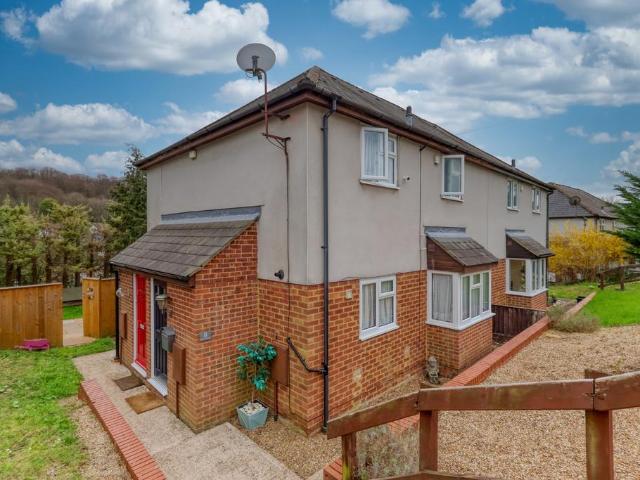 1 bedroom house for sale