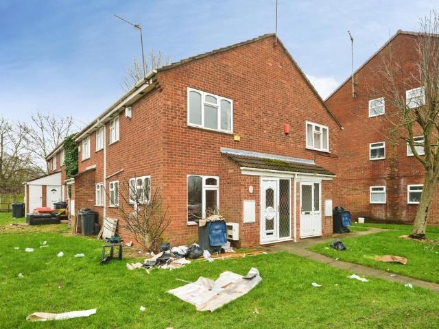 1 bedroom house for sale