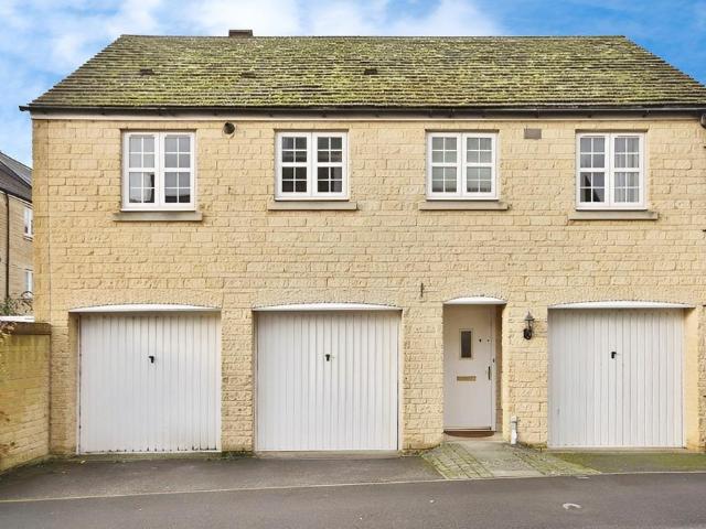 1 bedroom house for sale