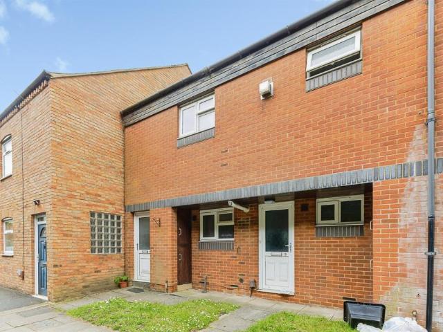 1 bedroom house for sale