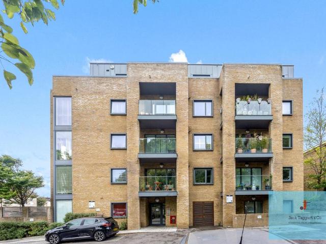 1 bedroom house for sale