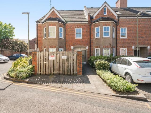 1 bedroom house for sale