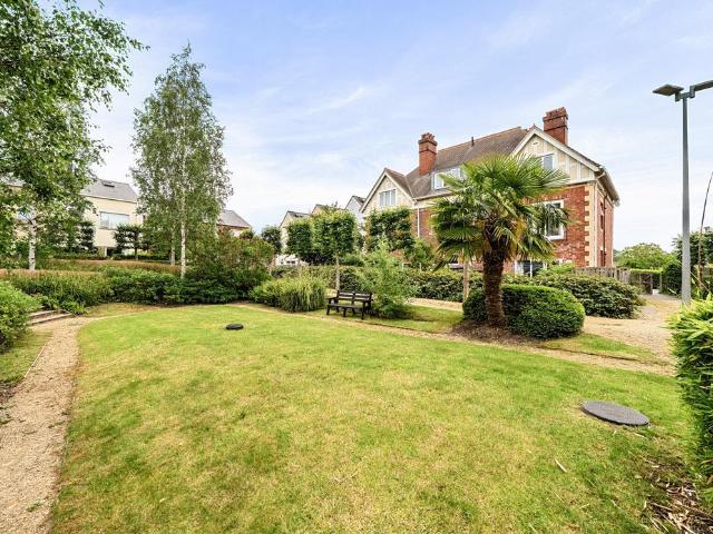 1 bedroom house for sale