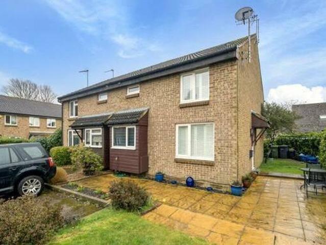 1 bedroom house for sale in Hodgson Gardens Guildford GU4