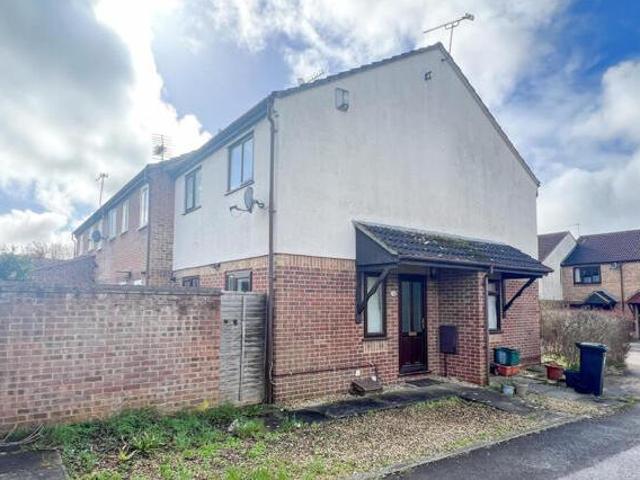 1 Bedroom House For Sale In Stoke Gifford, Bristol