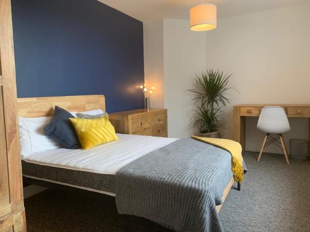 1 Bedroom House Fishponds South West 104143029