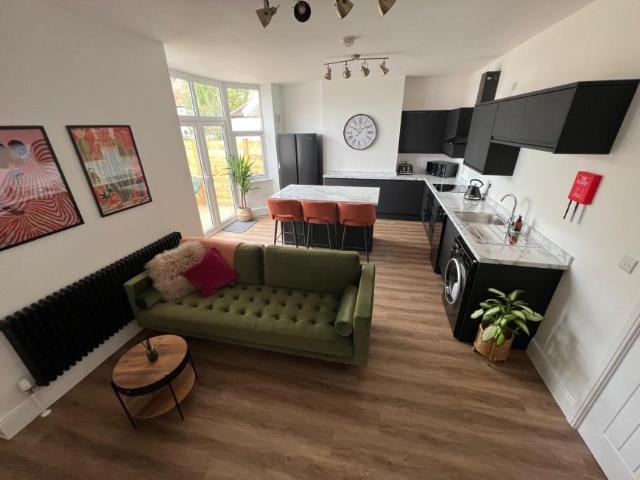 1 Bedroom House Fishponds South West 98672044