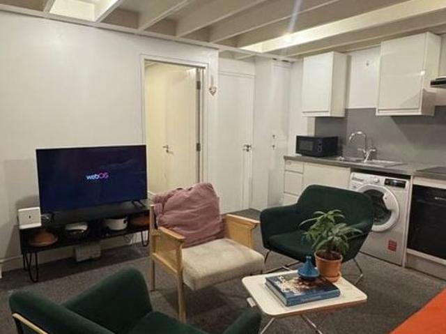 1 bedroom house in London