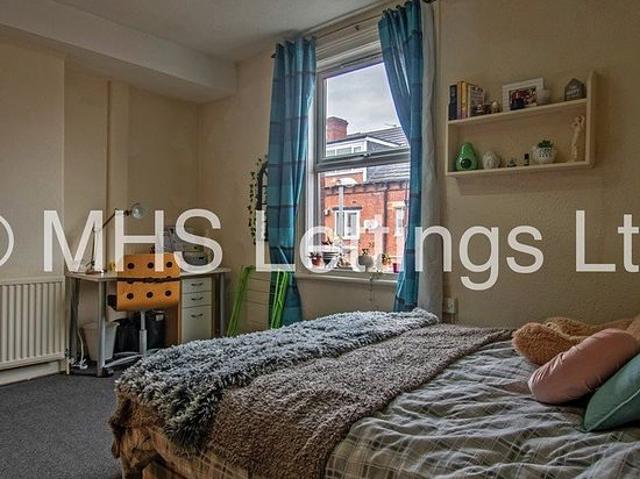 1 bedroom house in Leeds