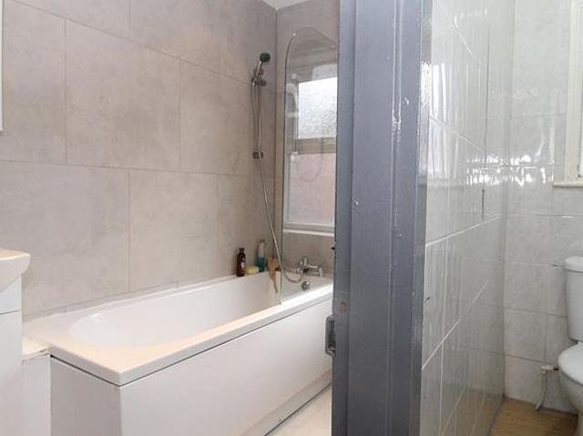 1 bedroom house in Leeds