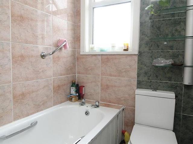 1 bedroom house in Leeds