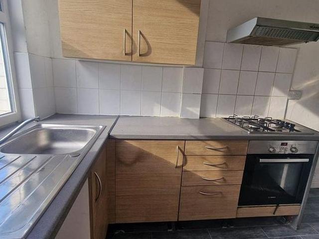1 bedroom house in Leeds