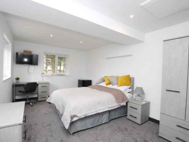 1 Bedroom House of Multiple Occupation