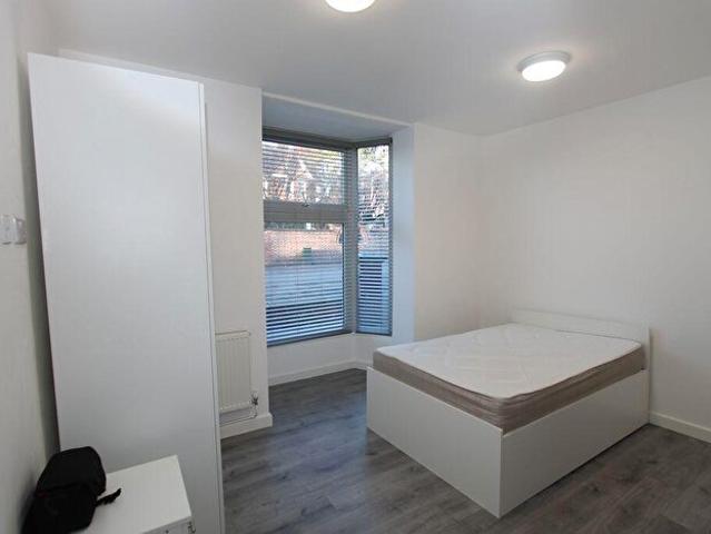 1 Bedroom House Of Multiple Occupation To Rent In Bill Included Ensuite Room Midland Road, Wellingborough, NN8