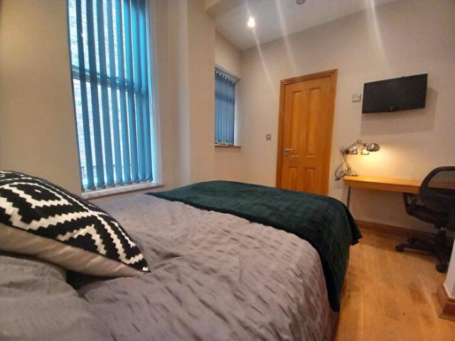 1 Bedroom House Of Multiple Occupation To Rent In Room West One, Loughborough Road, West Bridgford, Nottingham, NG2