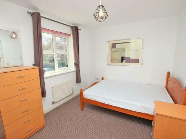 1 Bedroom House Of Multiple Occupation To Rent In Union Street, Kettering, Northamptonshire, NN16