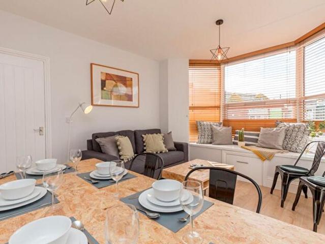 1 Bedroom House Of Multiple Occupation To Rent In Weedon Road, Northampton, NN5