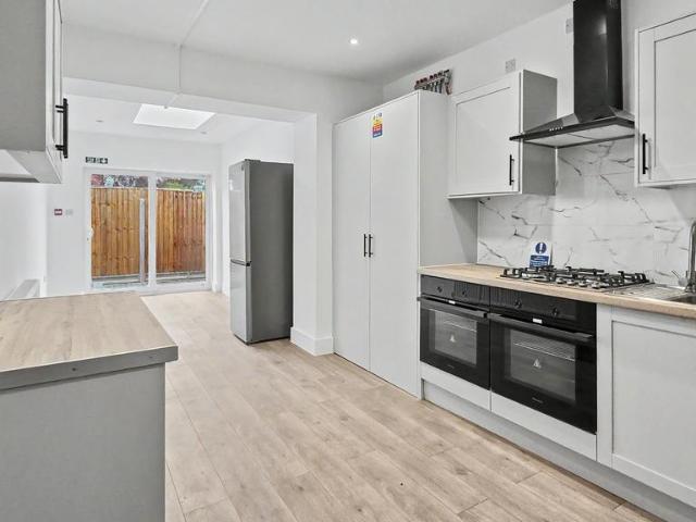 1 bedroom house of multiple occupation to rent