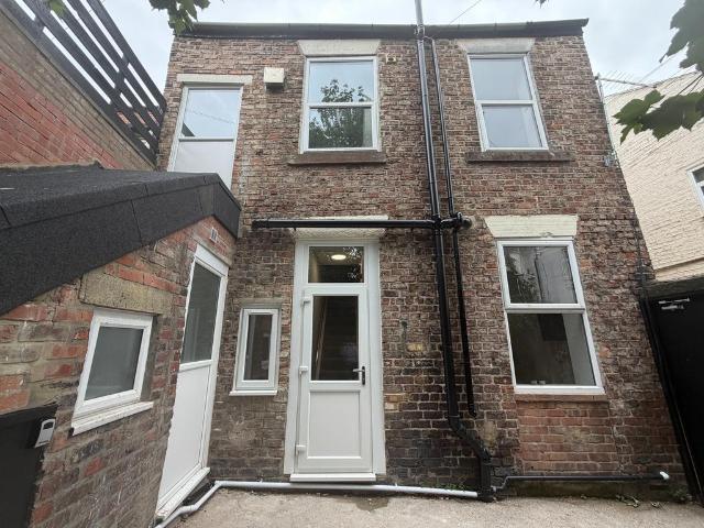 1 bedroom house of multiple occupation to rent