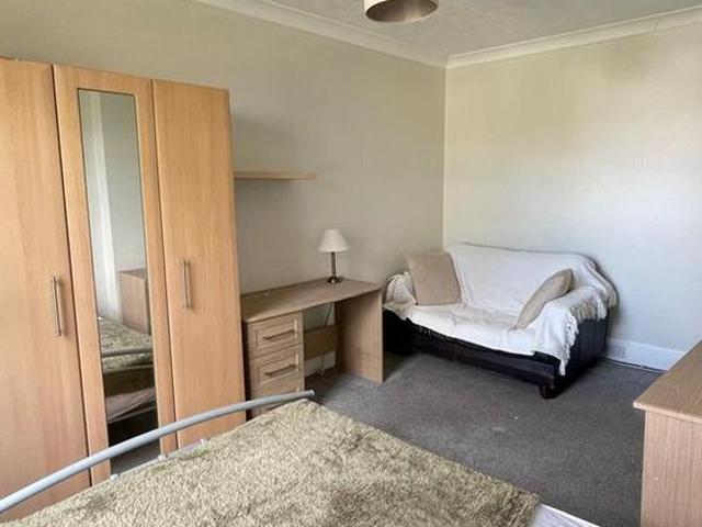 1 bedroom house of multiple occupation to rent