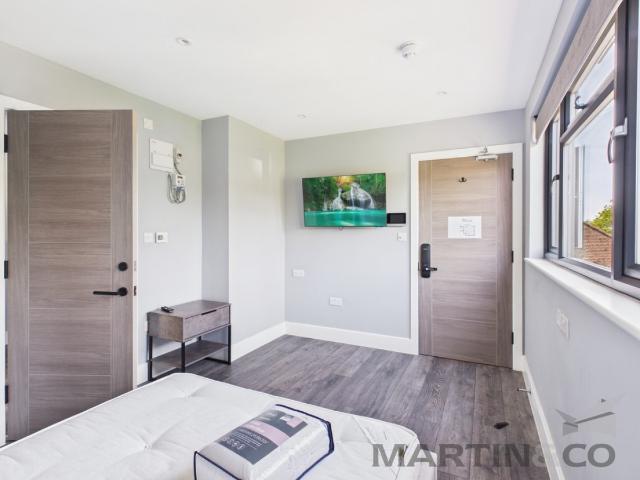 1 bedroom House of Multiple Occupation To Rent