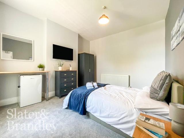 1 bedroom house of multiple occupation to rent