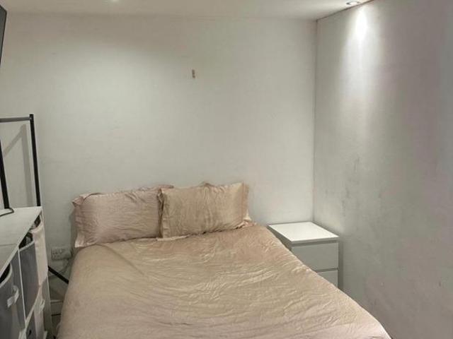 1 bedroom house of multiple occupation to rent
