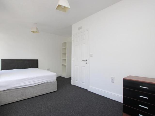 1 bedroom house of multiple occupation to rent