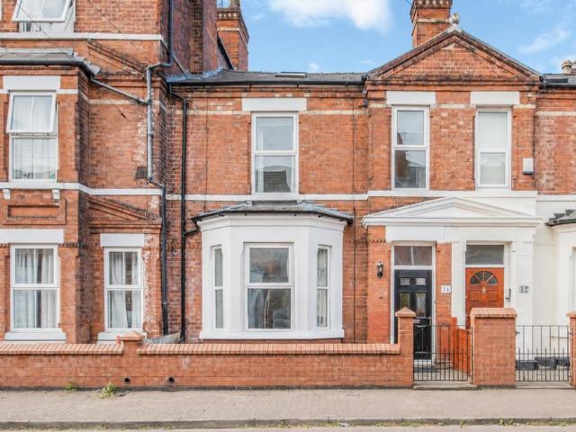 1 bedroom house of multiple occupation to rent