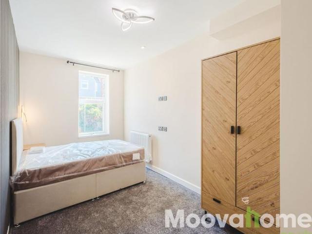 1 bedroom house of multiple occupation to rent