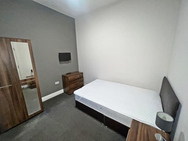1 bedroom House of Multiple Occupation To Rent