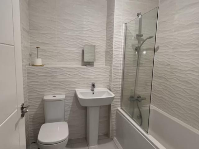1 bedroom house of multiple occupation to rent