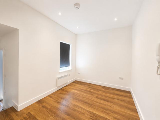1 bedroom house of multiple occupation to rent