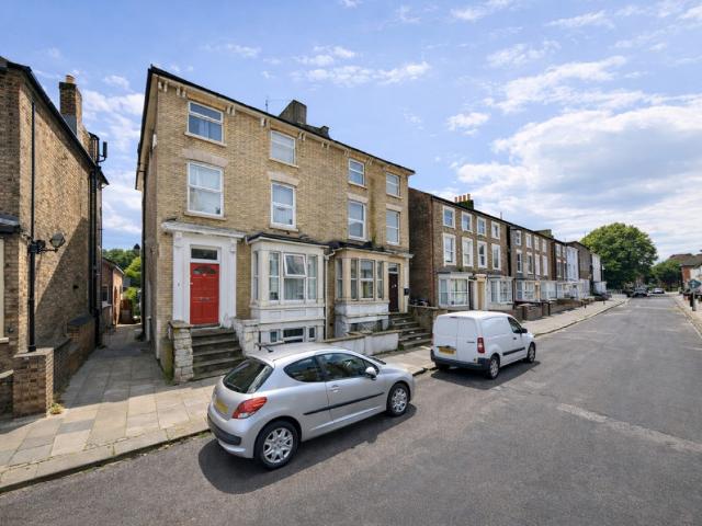 1 bedroom House of Multiple Occupation To Rent